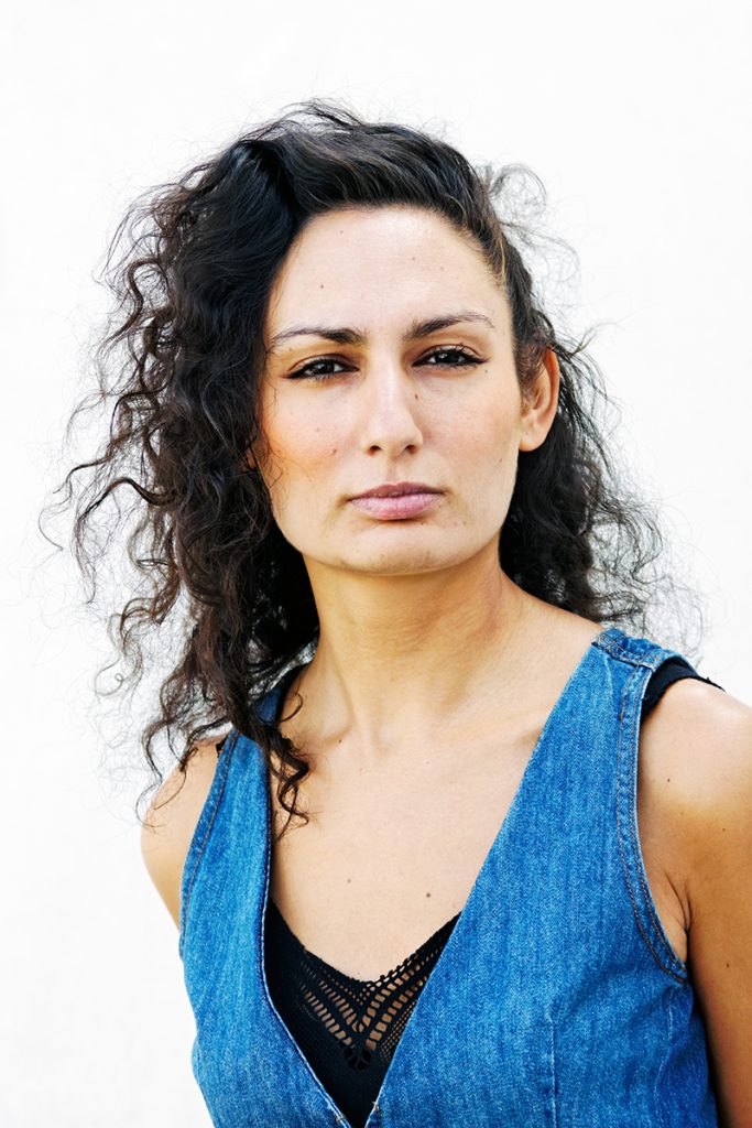 Portrait Farah Atassi Portrait - Le fonds de dotation Bredin Prat pour ...